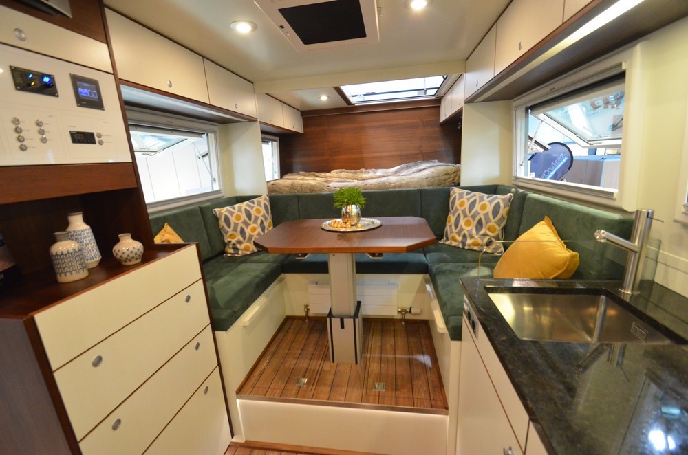 ACTION MOBIL Atacama 6300, le renard du désert | Campingcarlesite