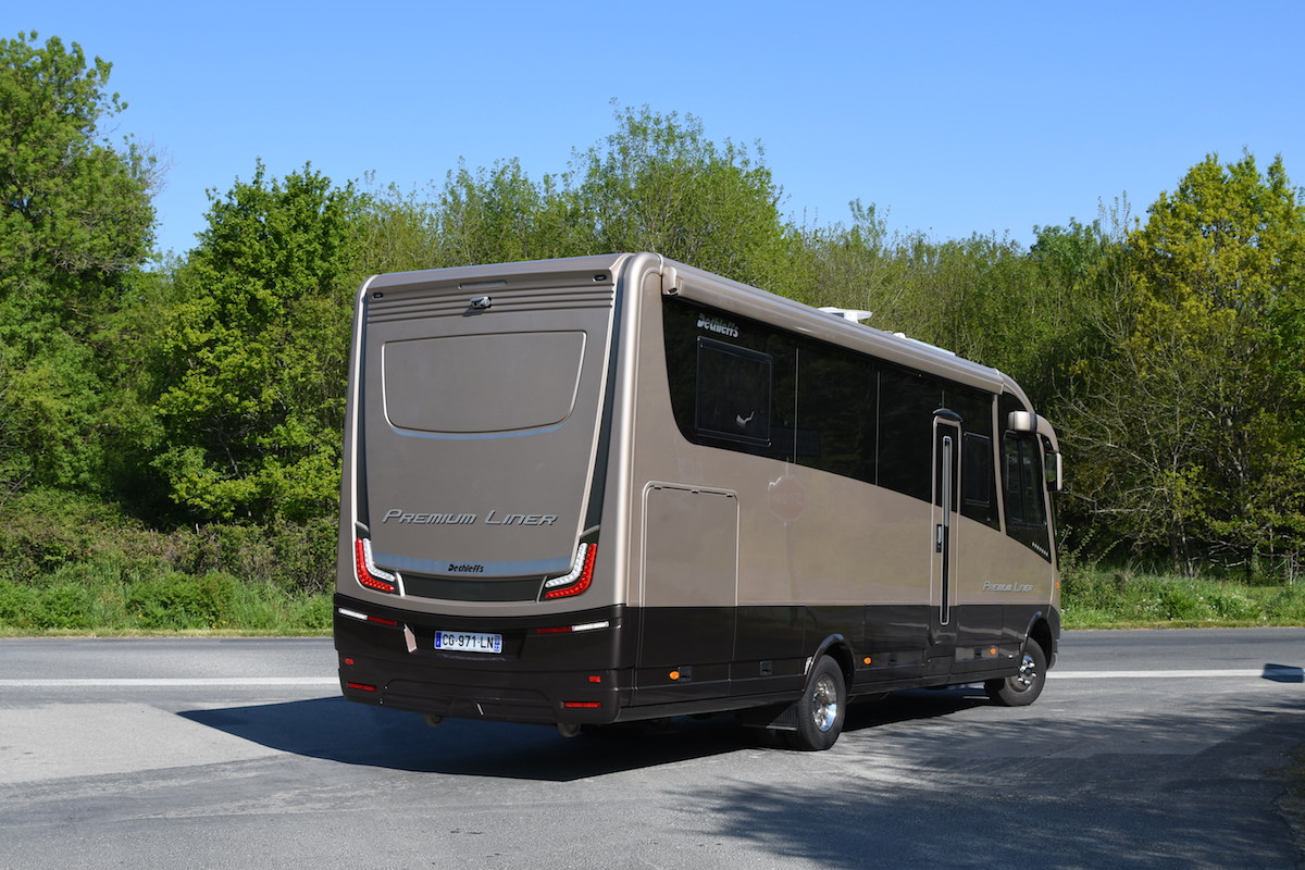 OCCASION DE LUXE : DETHLEFFS PREMIUM LINER 9950 L ( 120 000 ...