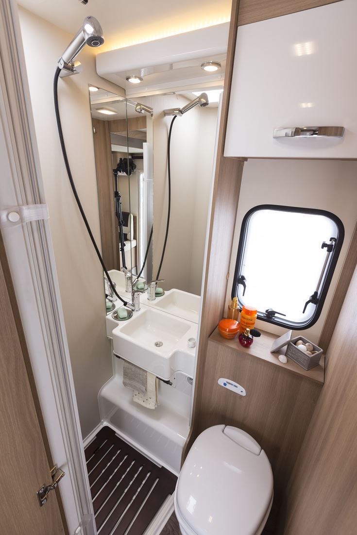 Roller Team Kronos 264TL | Campingcarlesite