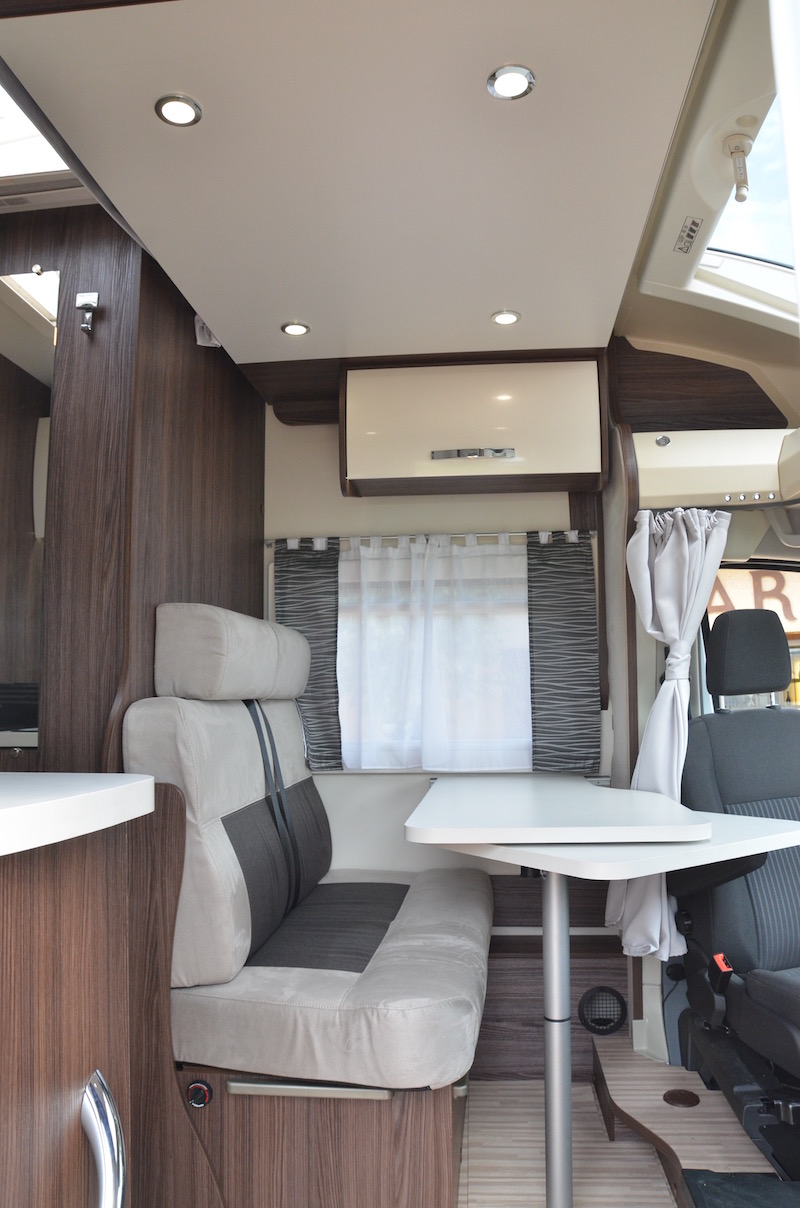 BENIMAR Tessoro 440 UP, le petit camping-car pour débuter ...