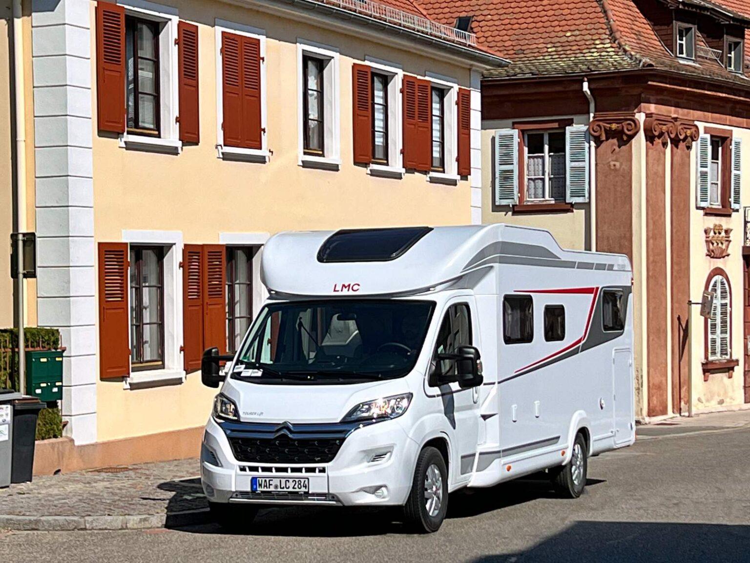 LMC Tourer Lift 730 G : un profilé accessible, moderne et léger | Campingcarlesite