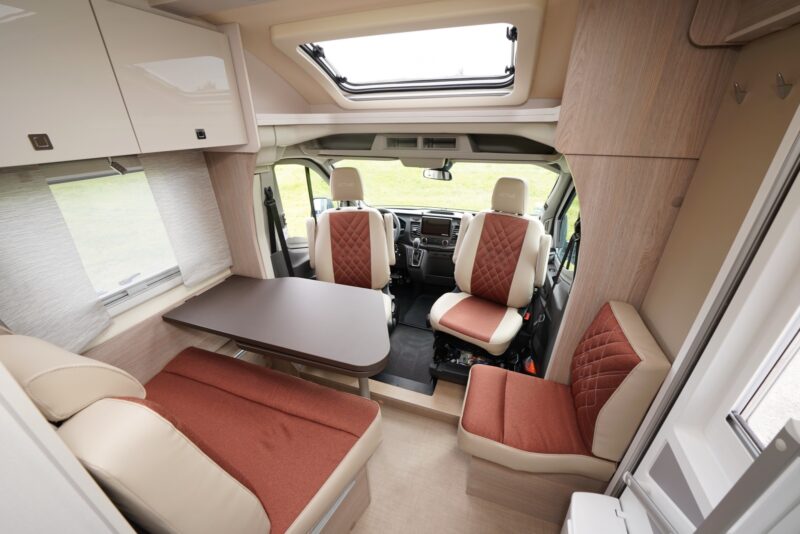 Bürstner accélère le déploiement du Ford Transit sur les camping-cars ...