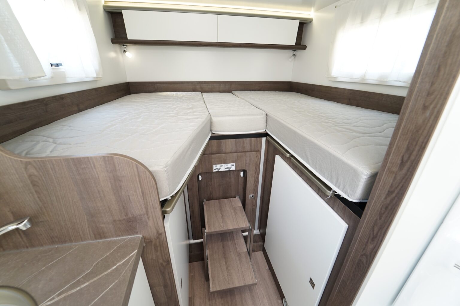 Benimar dévoile Yrteo, sa nouvelle gamme de profilés étroits sur Ford ...