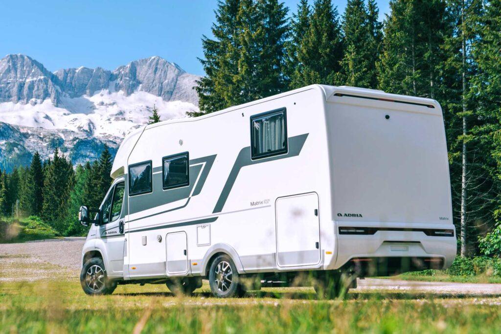 Profilé ADRIA MATRIX PLUS 670 DC : un grand classique ! | Campingcarlesite
