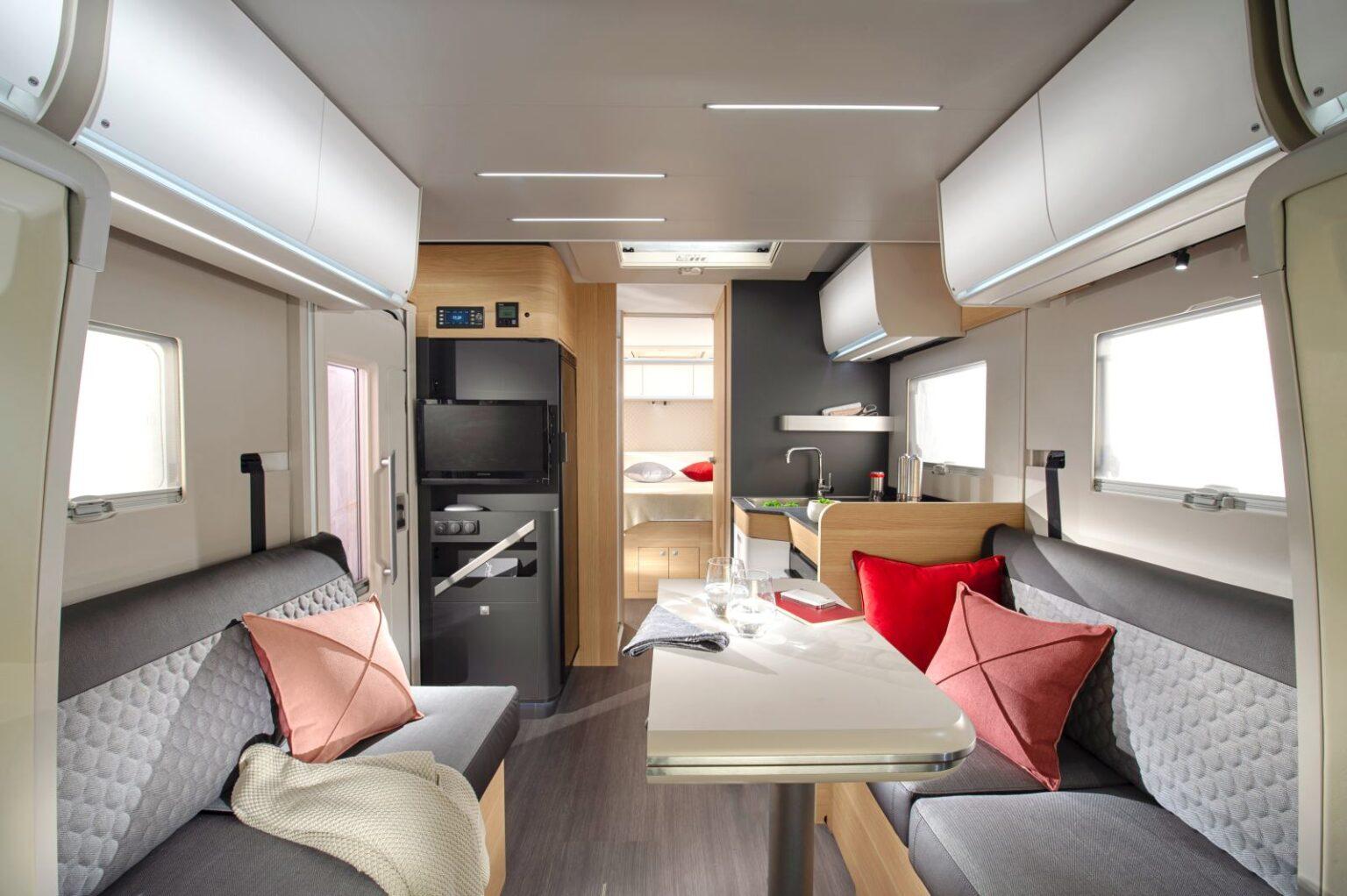 Profilé ADRIA MATRIX PLUS 670 DC : un grand classique ! | Campingcarlesite