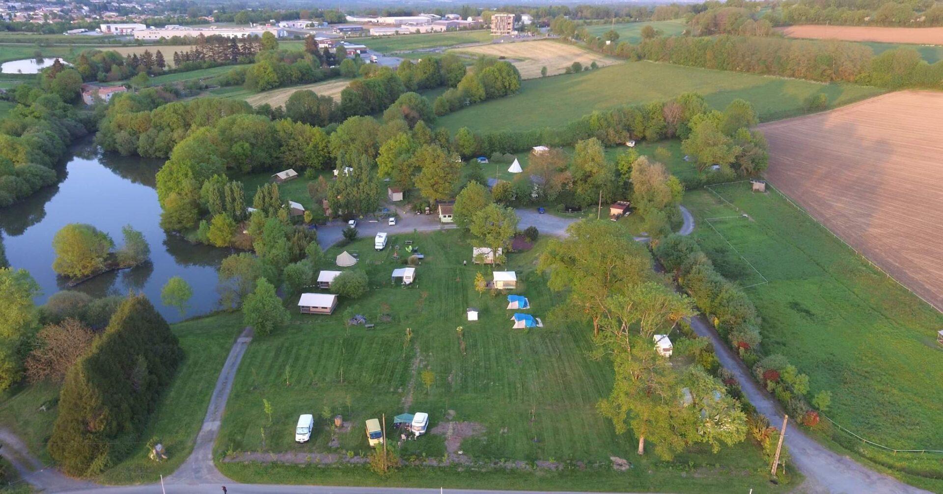 5 stationnements camping-car à proximité du Puy du Fou | Campingcarlesite