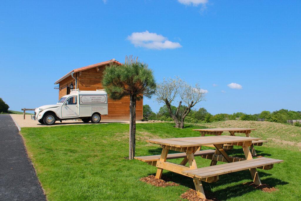 5 stationnements camping-car à proximité du Puy du Fou | Campingcarlesite