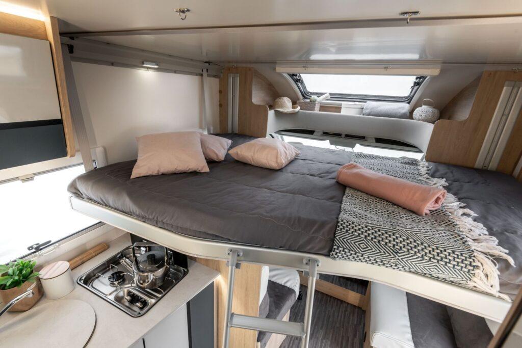 CI Horon 66 XT Spring Edition : un profilé lit central + boîte auto à moins de 70000 ...