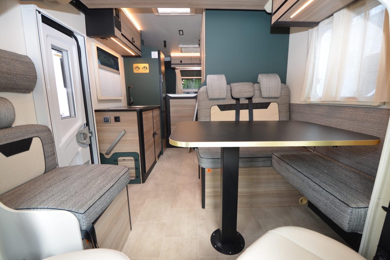 Le Voyageur Eterna : des camping-cars d'exception, mariant chic à la ...