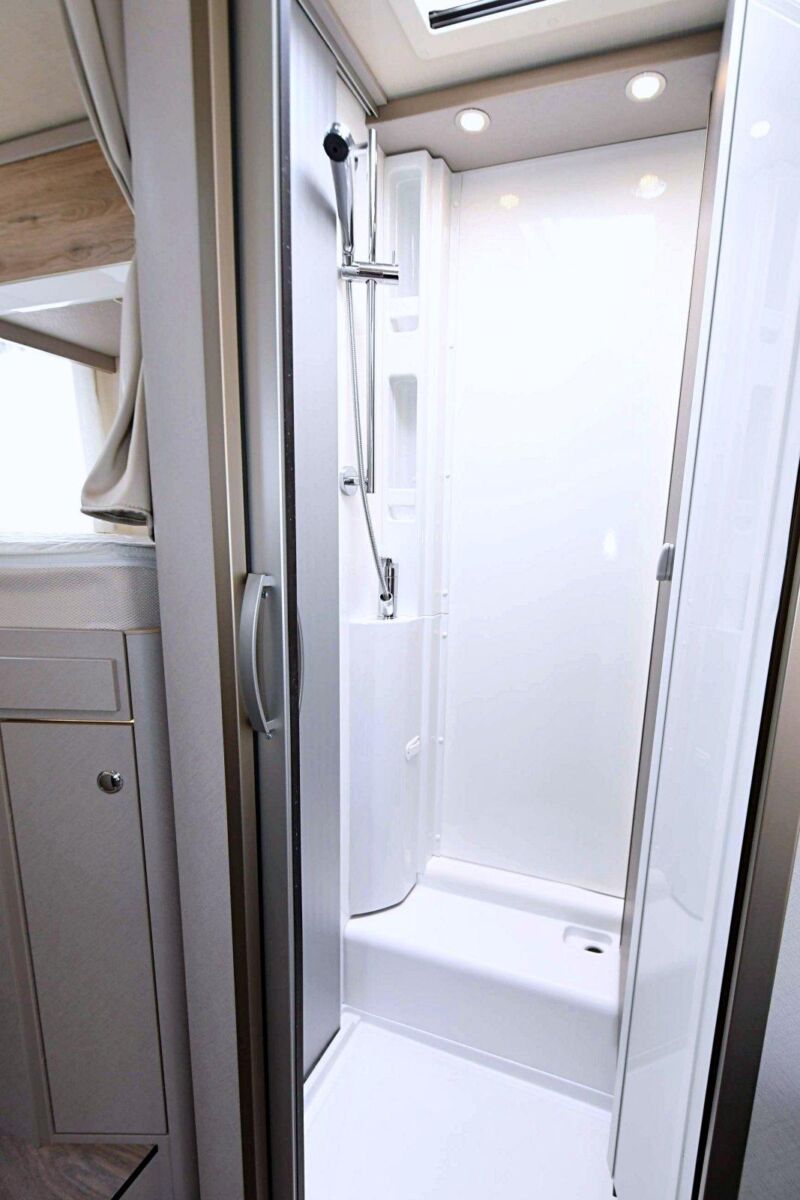 HYMER Exsis-i 474, les atouts d'un intégral dans un petit format (6,64 ...