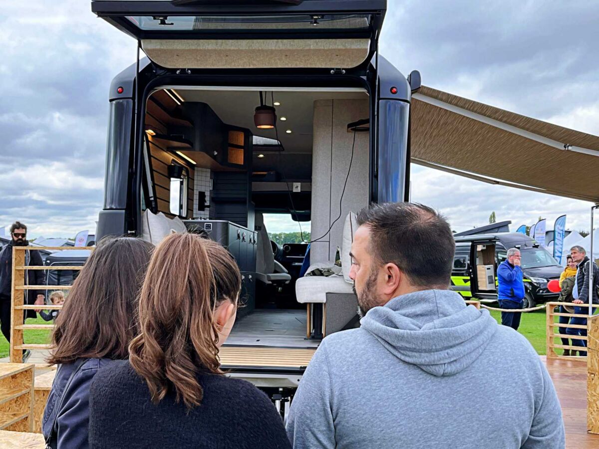 L'épatant Hymer Venture S en tournée en concessions, les 3 dernières ...